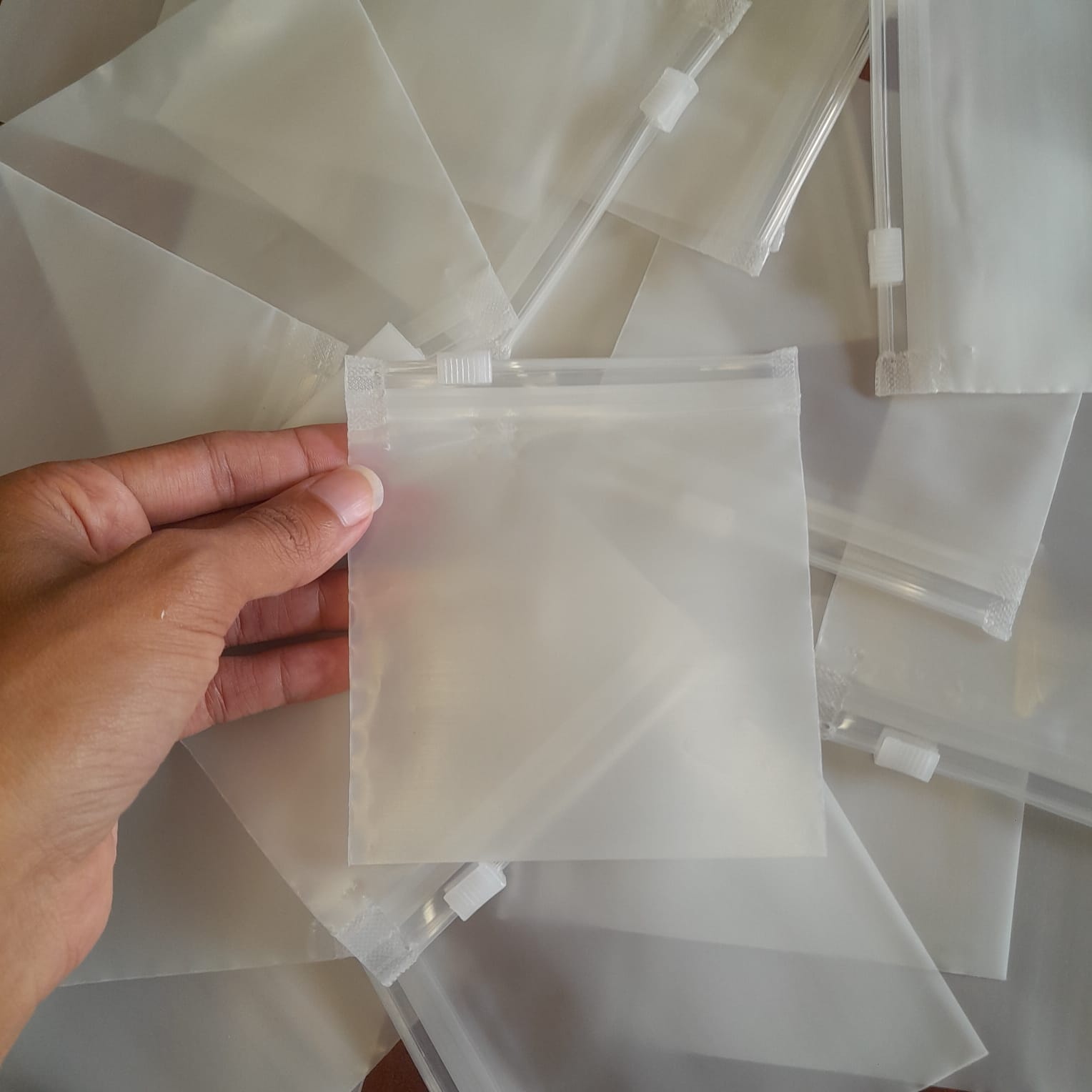 Plain Frosted jewelry pouches – Stickersshub